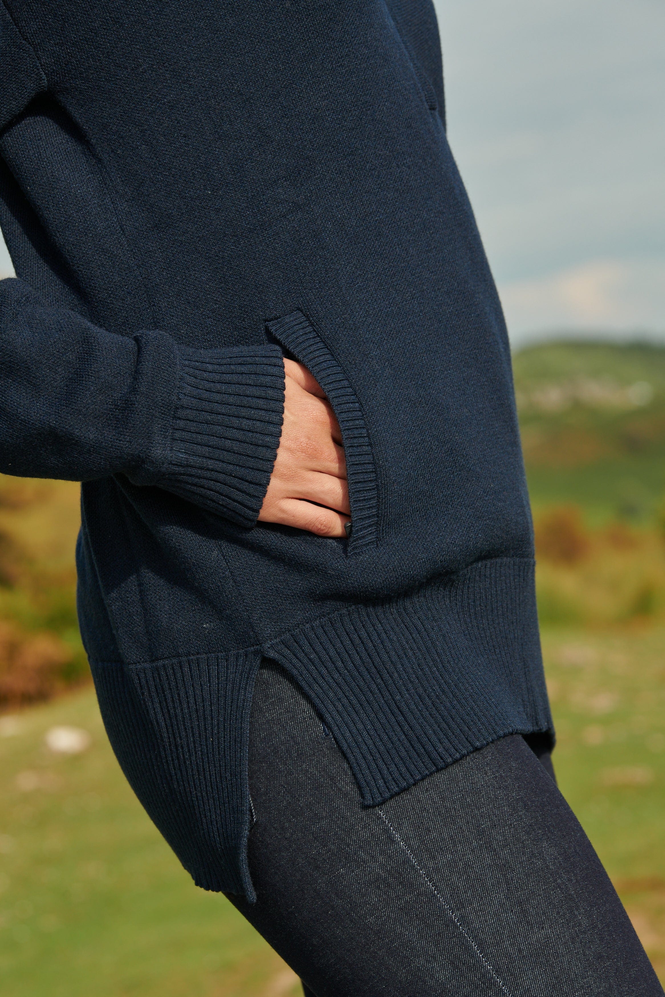 ACAI Outdoorwear | Women's Warm Winter Sweater With Wool & Pockets