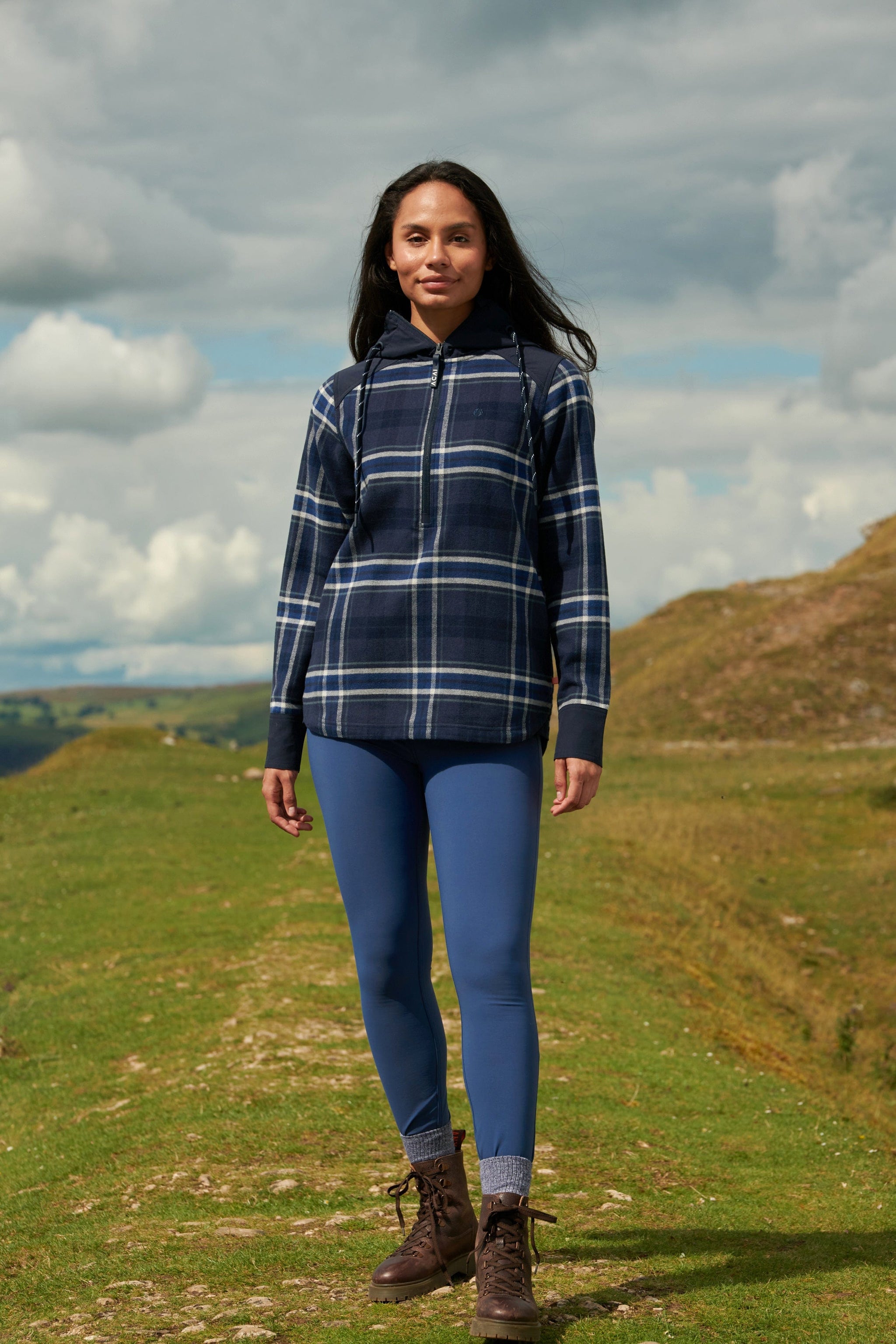 Womens Mid Layer Clothing, Tops & Fleeces | ACAI Outdoorwear